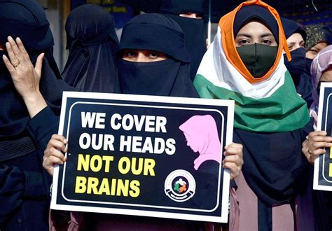 Sc Delivers Split Verdict In Karnataka Hijab Ban India News