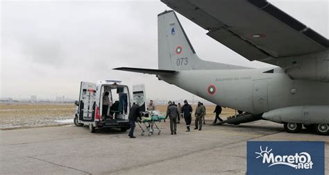 „Спартан” транспортира спешно бебе на 19 дни от Варна до София снимки Варна