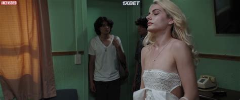 Tara Thaller Nude Pics Página 1