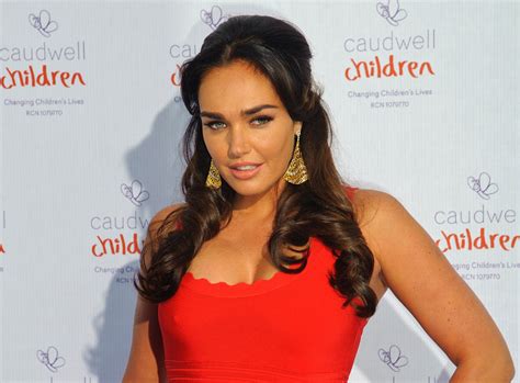 Após Estrelar Playboy Brasileira Tamara Ecclestone é Capa Na Edição