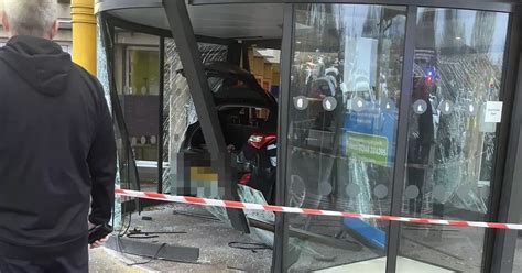 Car Smashes Into Wrexham Maelor Hospital As Terrified Patients Say It