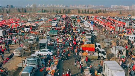 【乘着地铁过大年】就爱这人间烟火，带你逛年味最浓的大集！李村集市早市