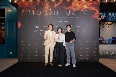 Phương Anh Đào Tập Làm Gái Quê Quang Tuấn Học Nghề Than Trong Phim