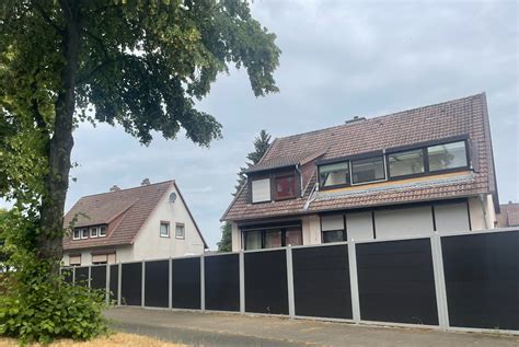 Low Maintenance Easy Installation Wood Plastic Composite Pe Panel Wpc Fence Wpc Fencing And