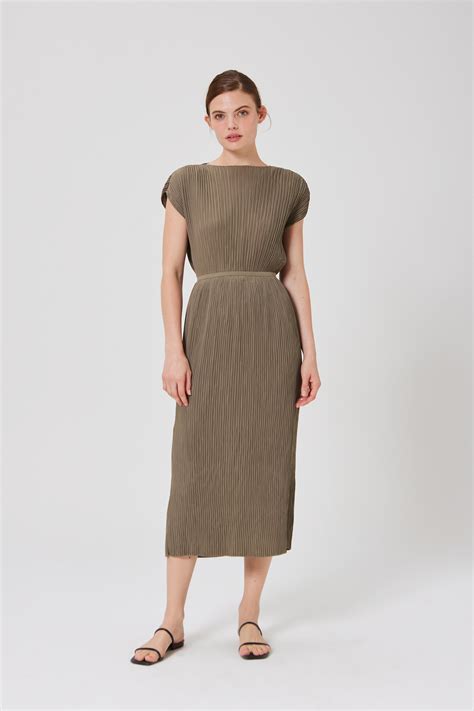 Pleated Column Midi Skirt Our Second Nature