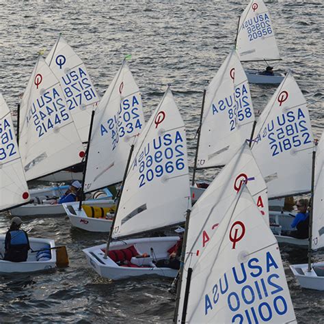 Youth Sailing Chicago Yacht Club
