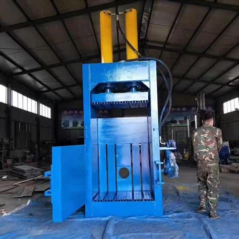 Used Huahong 25t Vertical Metal Chip Compactor For Sale