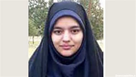 عکس دختر دبیرستانی با لباس مدرسه