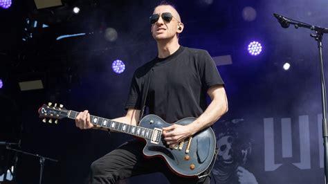 “metal Guitars Have More Bite But They Lose Some Of