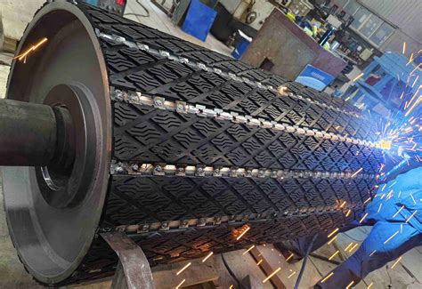 Conveyor Replaceable Pulley Lagging Weld On Slide Rubber Lagging