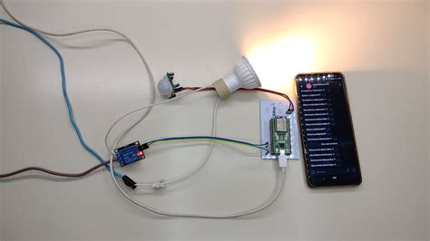 Detector De Movimiento Con Luz Esp32 Y Notificaciones Por Telegram