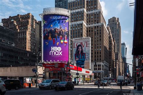 Жуткая жара в Нью Йорке люди ходят голые — Teletype