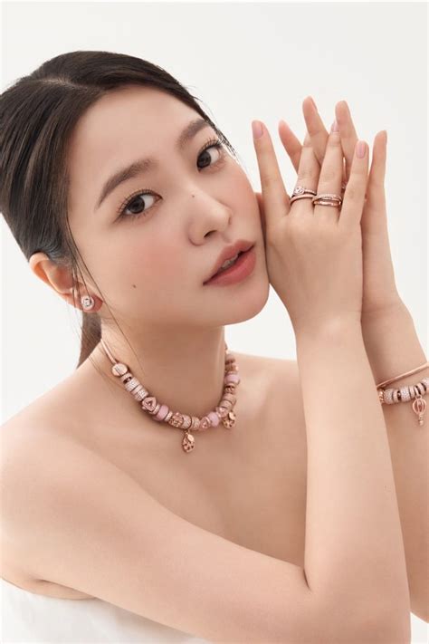 Itemandtrick เจาะ 5 แหวน Pandora และวิธีแมตช์เครื่องประดับฉบับ Red Velvet