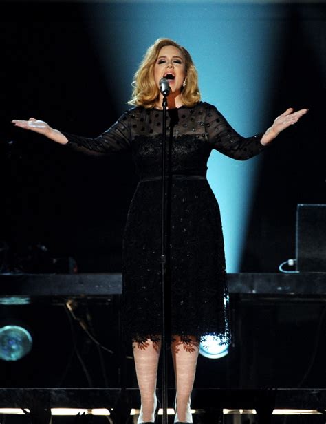 Adeles Grammy Performance Grammy Dresses Grammy Awards Grammy
