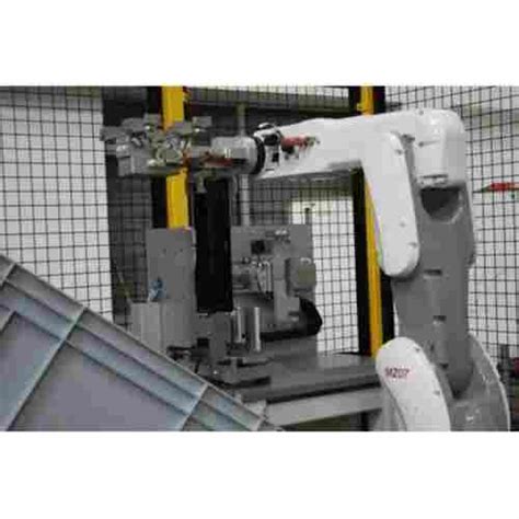 White Injection Moulding Robotic Arm At Best Price In Navi Mumbai