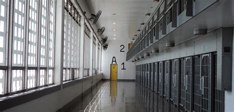 Prison Guards Watched Mentally Ill Inmate Kill Himself