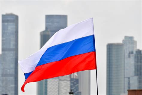 Плакаты ко Дню защитника Отечества появятся в Москве