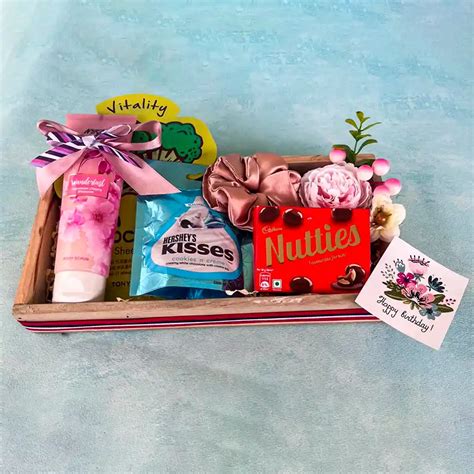 Beauty T Set For Her T Hamper In Hyderabad Togetherv