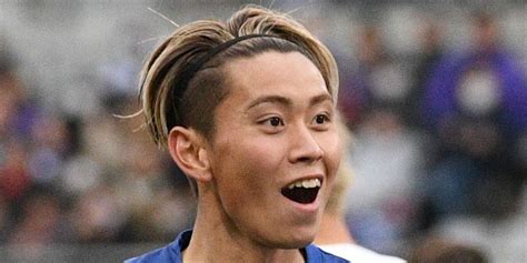 「代表復帰＆東福岡コンビが福岡で暴れとる」fc東京・荒木遼太郎、長友佑都に続き追加点 ファン「絶好調すぎ」「決定力バケモン」：「おっ！」で