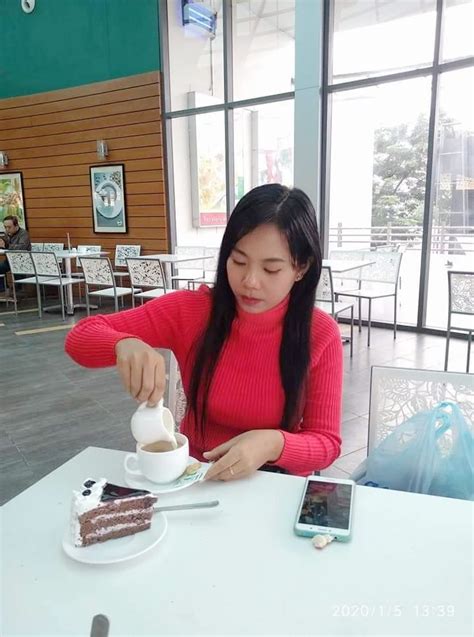 ျမျမတ္ခ်ယ ျမျမတ္ခ်ယ္ အထည္မ်ိဳးစံု လက္လီလက္ကား ျဖန္႔ခ်ီေရး