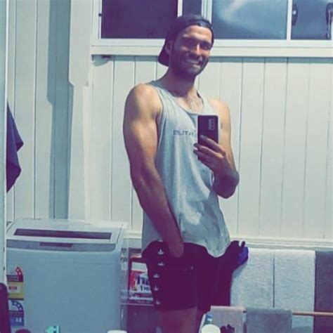 Bystanders Actions Praised As Crash Victim Identified As Young Dad The Courier Mail