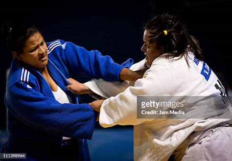 Vanessa Zambotti Photos And Premium High Res Pictures Getty Images