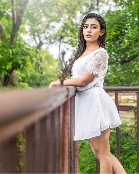 Sri Lanka Beauties ලැබුවා වූ සිංහල හා හින්දු අලුත් අවුරුද්ද ඔබටත් පවුලේ සැමටත් නිරෝගීකම රජයන