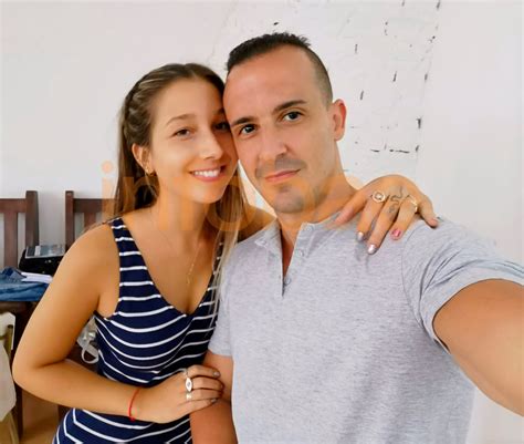 Nahir Galarza Cumpli A Os El Misterioso Ramo De Rosas Rojas De Un Enamorado Que Le Lleg A