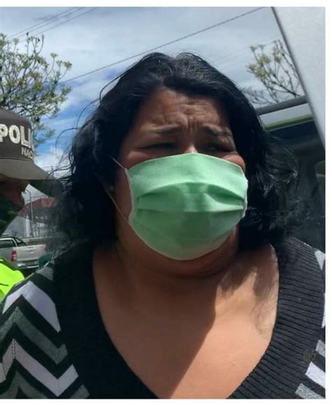 Ppl Pillada En La Calle