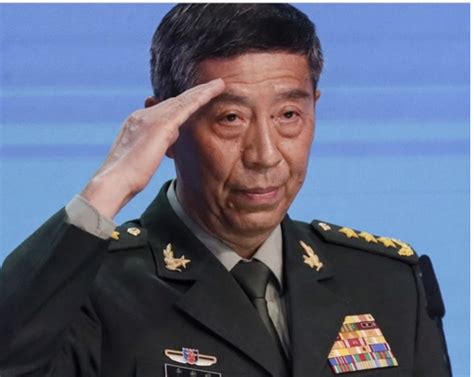 ចិនដកតំណែងរដ្ឋមន្ត្រីការពារជាតិ សារព័ត៌មាន នគរវត្ត