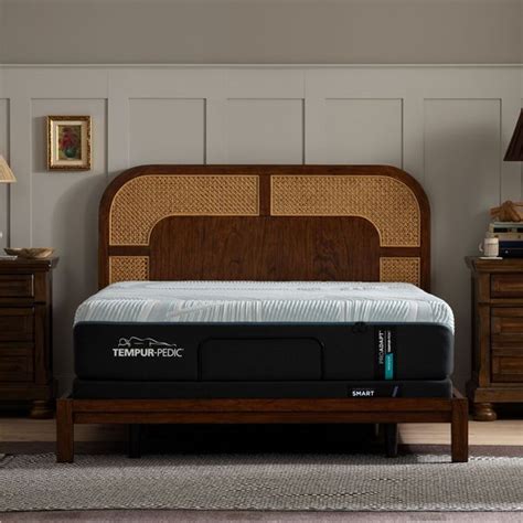 Tempur Pedic® Tempur Proadapt™ 20 Tempur Material™ 12 Medium Tight Top Queen Mattress