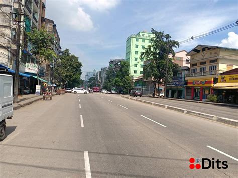 ကြည်မြင်တိုင်ကမ်းနားလမ်းအနီး ၊ ဆင်မလိုက်အဝေးပြေးအနီး မြေကွက်ရောင်းမည် Dits