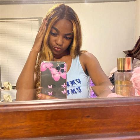 ͡° ͜ʖ ͡° ☞ Layla2tuff • Threads Say More