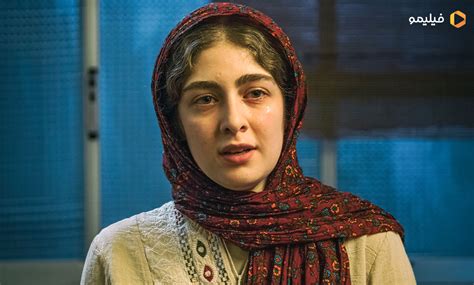 بیوگرافی الیکا ناصری بازیگر نقش باران در سریال گردن زنی با عکس