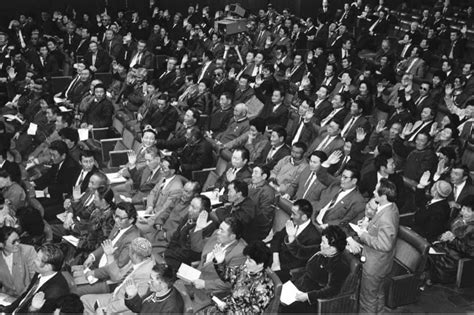 Монгол Улсын ардчилсан шинэ Үндсэн хууль батлагдсаны 29 жилийн ой ӨНӨӨДӨР тохиож байна