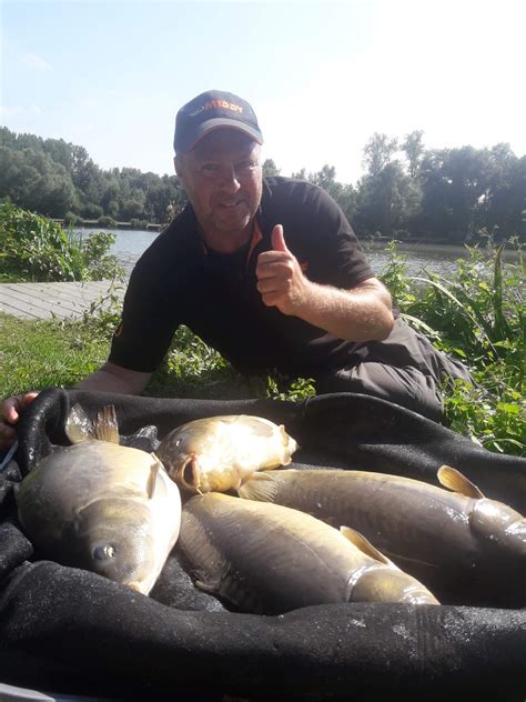 De Pellet Feeder Float Van Middy Beet Magazine