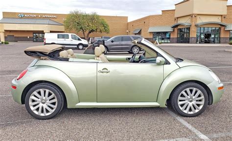 Lot 2008 Volkswagen Beetle Se Convertible
