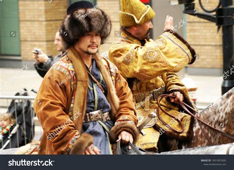 Traditional Mongolian Clothing Men