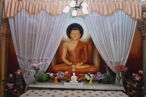 History හැවනිවල ශ්‍රී විවේකාරාම පුරාණ විහාරය