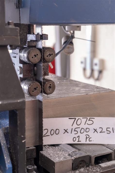 7075 T6 Silver Metals