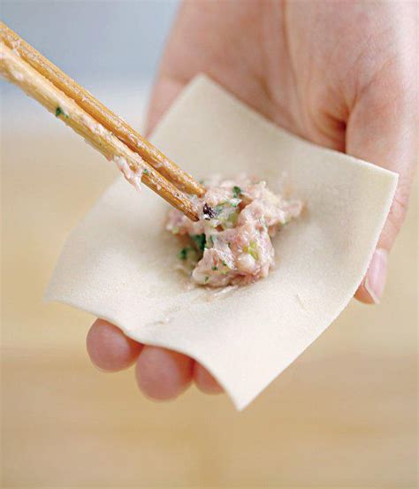 不會包餛飩的速來圍觀 手把手教6種餛飩經典包法 每日頭條