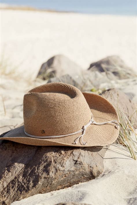 Deb Hutton Working With Coasties To Spread Sun Safety Message Central