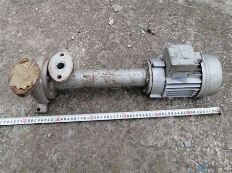 Помпа стъпална за гъсти течности марка Mez 1 цол Помпи поливни