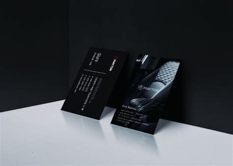 로고심볼을 활용해 회사의 아이덴티티를 표현한 명함디자인