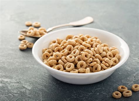 Are Cheerios Healthy What A Dietitian Wants You To Know