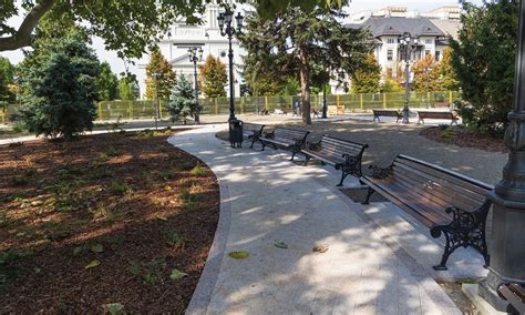 Un Pas înainte Pentru Transportul școlar Când Se Deschide Parcul Din