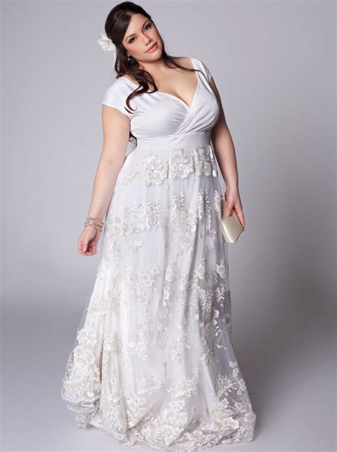Plus Size Wedding Dresses With Sleeves