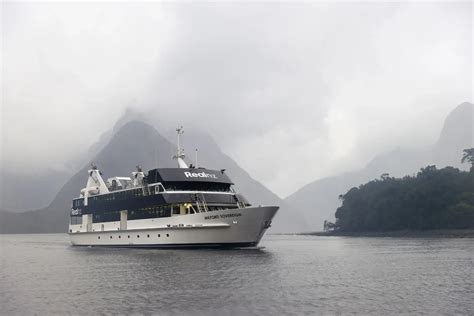 Milford Sound Classic Cruise Realnz
