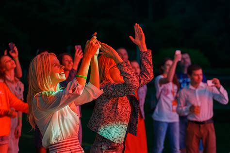 Репортажный фотограф Фотограф на мероприятие в Москве