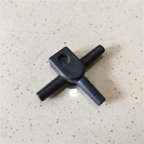 Jual Sambungan Selang T Hitam Plastik Sambungan Selang Kab Bojonegoro IndoAksesori Tokopedia